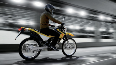 2017 Suzuki DR200S Specifications @ BikeMatrix.net